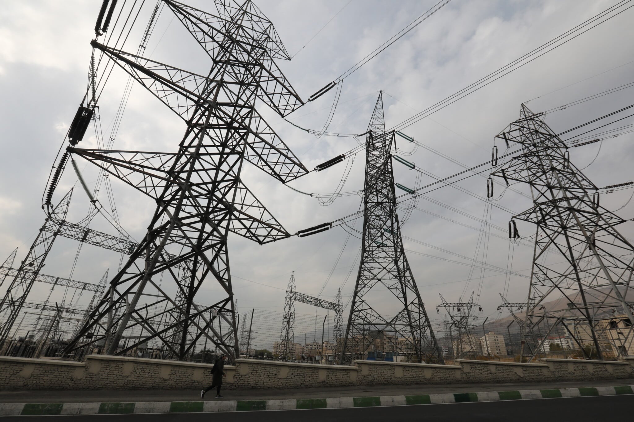 Trump Ends Sanctions Waiver on Iraq’s Purchase of Iranian Electricity