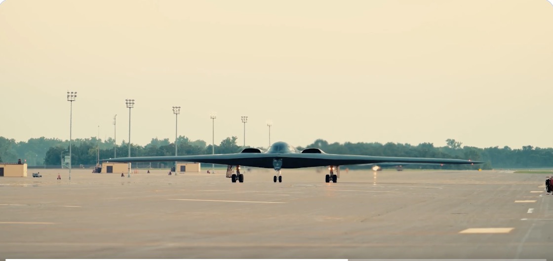 U.S. B-2 Bombers Strike Iran as Israel Claims Air Superiority Over ...